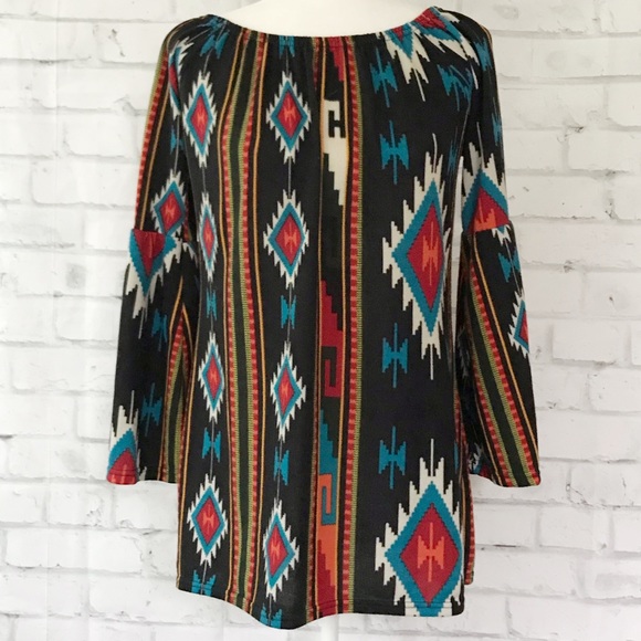 WinWin | Tops | Winwin Aztec Print Bellsleeve Boho Tunic | Poshmark